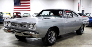 ULTRA CLEAN 1968 PLYMOUTH ROAD RUNNER IN SILVER | Hot Cars