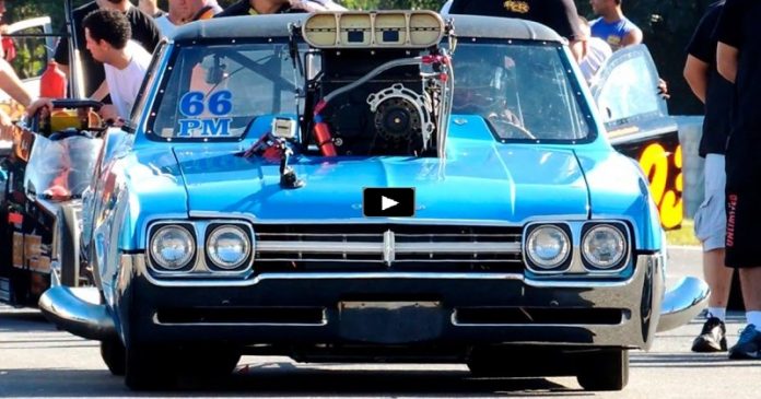 72 Year Old Lady Drag Racing a 1970 Oldsmobile | Hot Cars