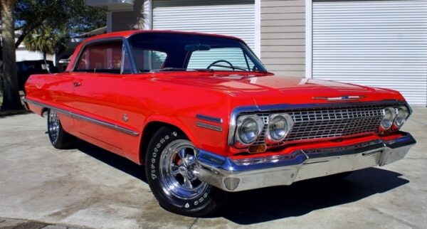 600whp Big Block 1963 Chevrolet Impala Banging Gears