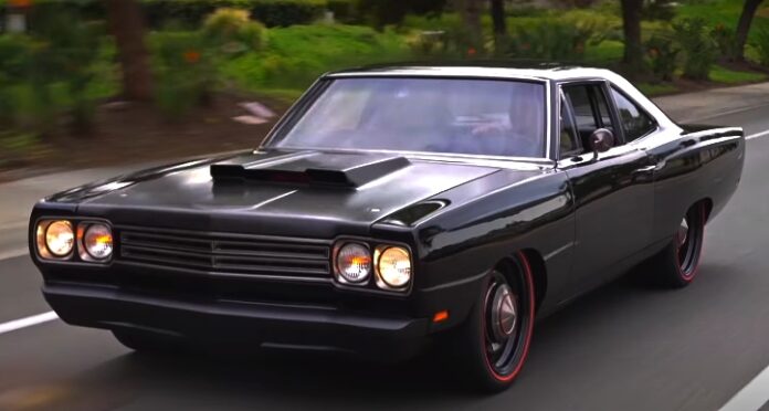 Kevin Hart's Road Runner Build Breakdown & Test Drive