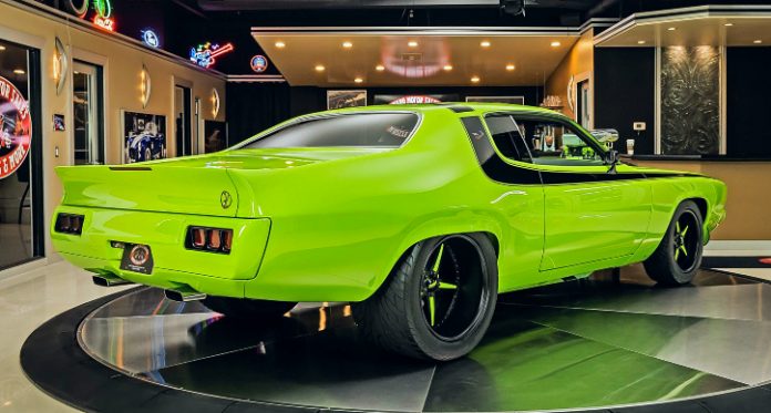 Supercharged Stunner: 1973 Plymouth Road Runner Pro Street