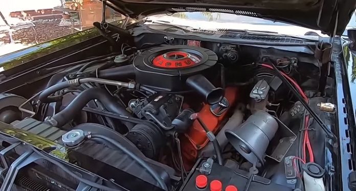 1969 Dodge CHP Polara Police Pursuit Burnouts